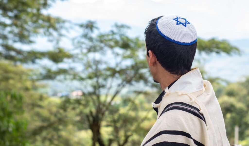 Everything You Didn’t Know About the Kippah | Judaica Webstore Blog